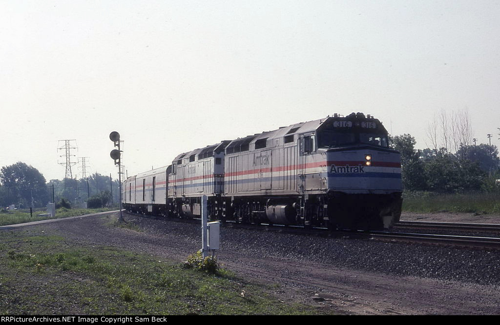 AMTK 316 on #41/441--The Broadway Limited/Capital Limited